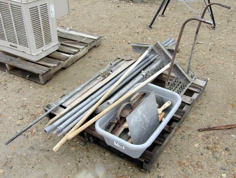 V-326 Concrete Tools - Pickett Auction Service