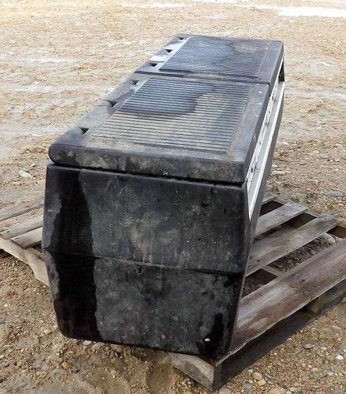 V-640 Dual Lid Packer Box - Pickett Auction Service