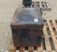 G-217 Chain Rack + Toolbox - Pickett Auction Service