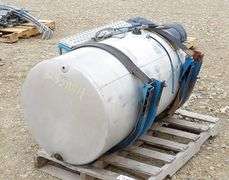 G-272 Truck Fuel Tank - Pickett Auction Service