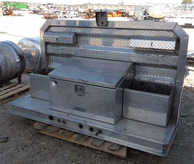 G-1365 ProTech Semi Headache Rack - Pickett Auction Service