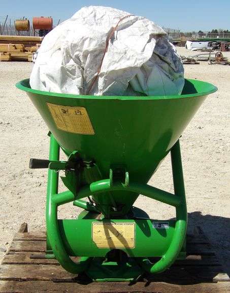 G-1242 Eurospand 3-Point Broadcast Spreader - Pickett Auction Service