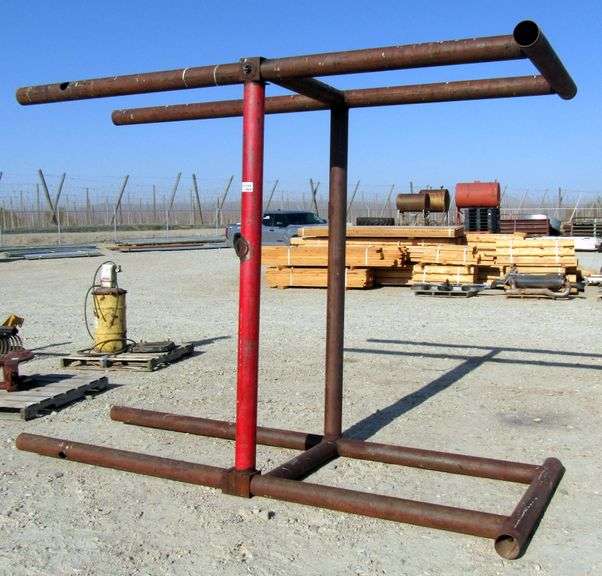 G-1398 Livestock Wash Stantion - Pickett Auction Service