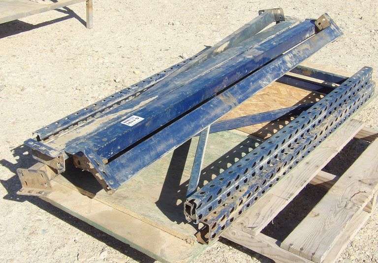 G-1191 Metal Shelf Unit - Pickett Auction Service