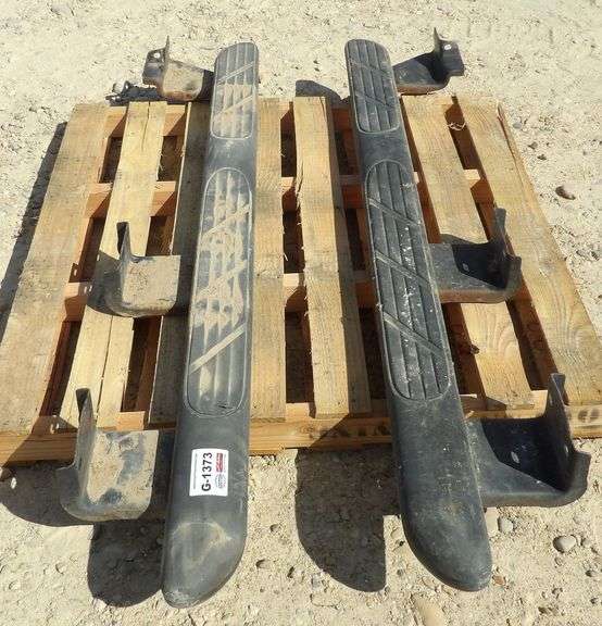 G-1373 Running Boards - Pickett Auction Service