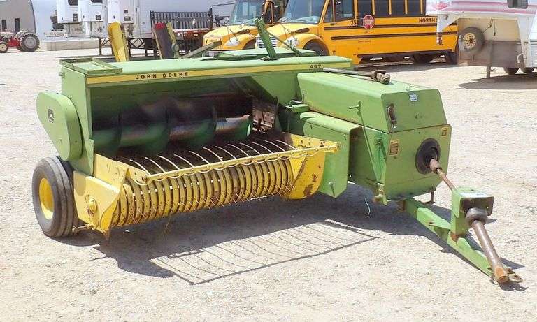 R-1509 John Deere 467 Baler - Pickett Auction Service