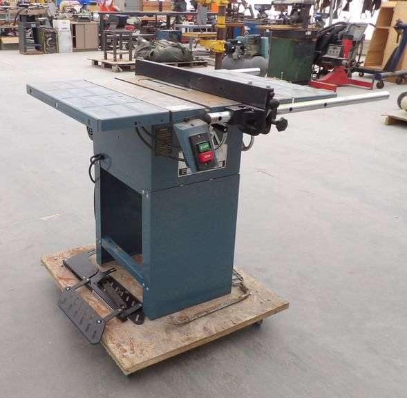 R-1575 10" Table Saw - Pickett Auction Service