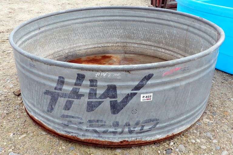 P-822 HW Brand Stock Tank - Pickett Auction Service