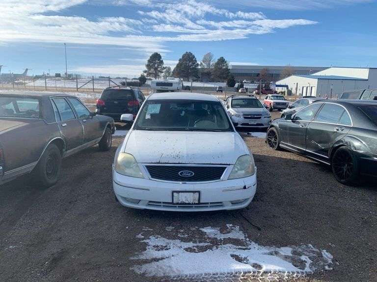 2005 FORD FIVE HUNDRED - Peak Auto Auctions