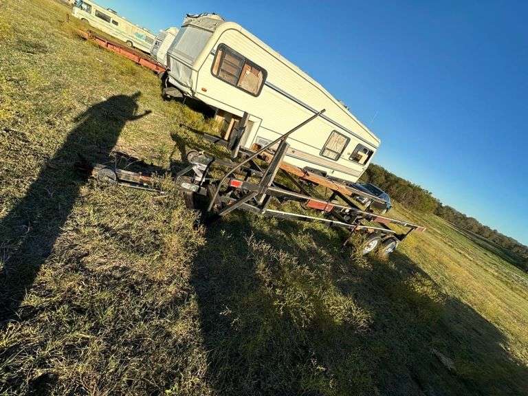BOS Only - BOAT TRAILER - Peak Auto Auctions