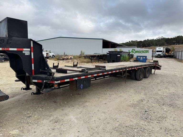 2004 DIAMOND C TRAILER MFG. DIAMOND C TRAILER MFG. - Peak Auto Auctions