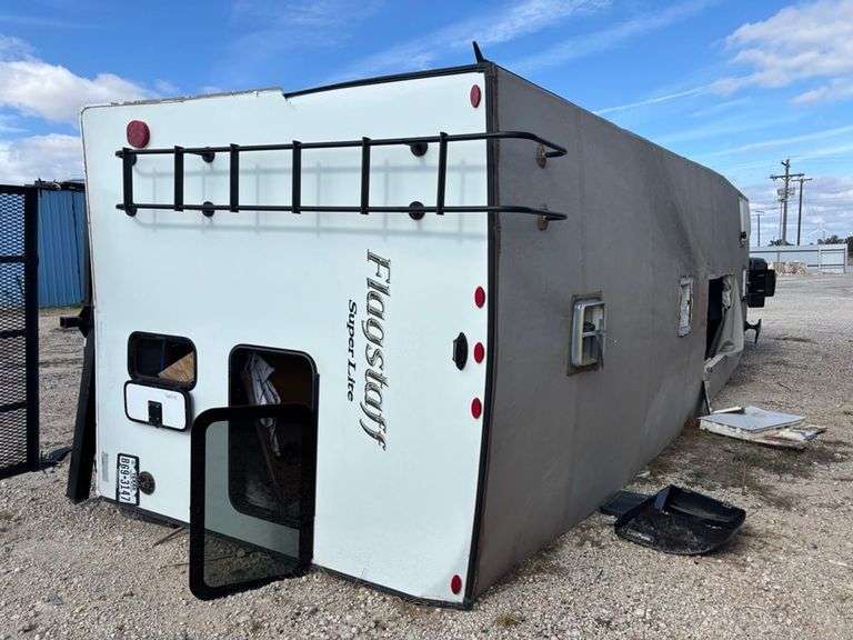 2020 FOREST RIVER FLAGSTAFF LITE WEIGHT TRAILERS - Peak Auto Auctions