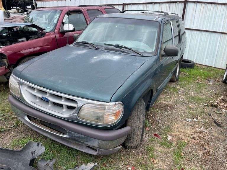 1996 FORD EXPLORER - Peak Auto Auctions