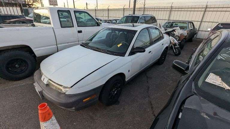 1997 SATURN SL1 - Peak Auto Auctions
