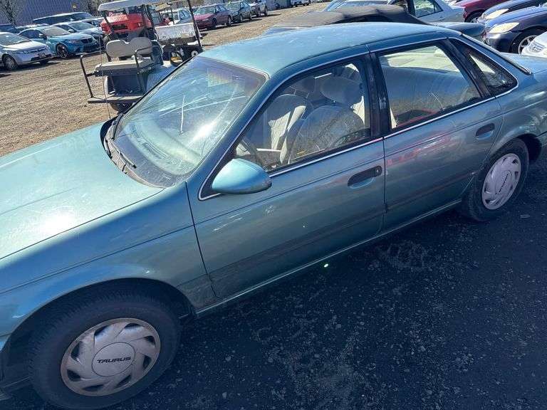 1993 FORD TAURUS - Peak Auto Auctions