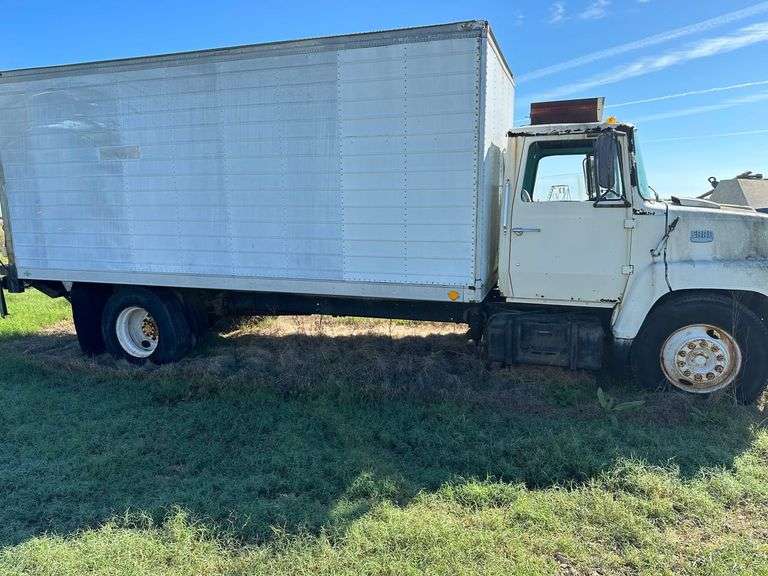 1983 FORD LN800 - Peak Auto Auctions
