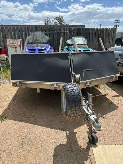 - POLARIS SNOW MACHINE - Peak Auto Auctions