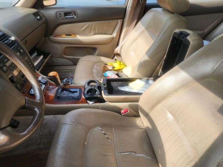 1997 LEXUS LS - Peak Auto Auctions