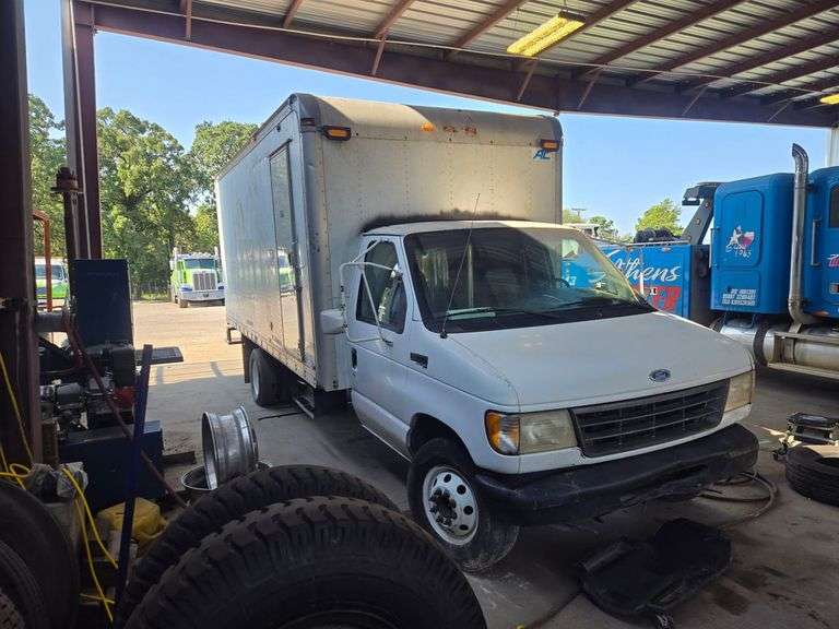 1996 FORD E-450 - Peak Auto Auctions