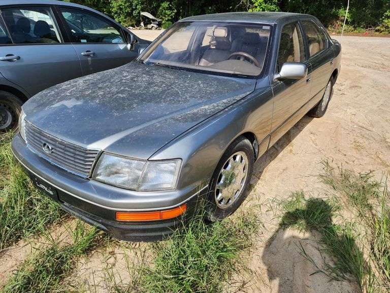 1997 LEXUS LS - Peak Auto Auctions