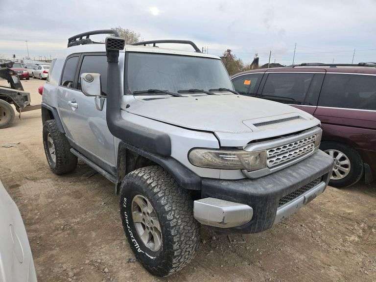 REBUILD SALVAGE-2007 TOYOTA FJ CRUISER - Peak Auto Auctions