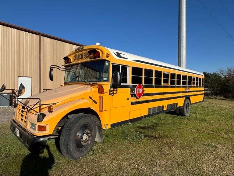 2005 BLUE BIRD BB CONVENTIONAL - Peak Auto Auctions