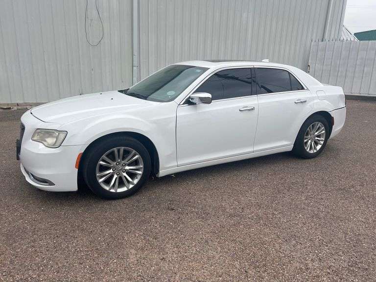 2016 CHRYSLER 300 - Peak Auto Auctions