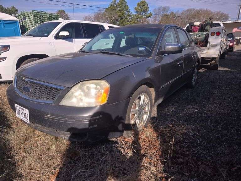 2005 FORD FIVE HUNDRED - Peak Auto Auctions