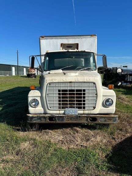 1983 FORD LN800 - Peak Auto Auctions