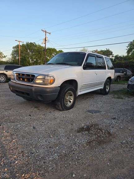 2000 FORD EXPLORER - Peak Auto Auctions