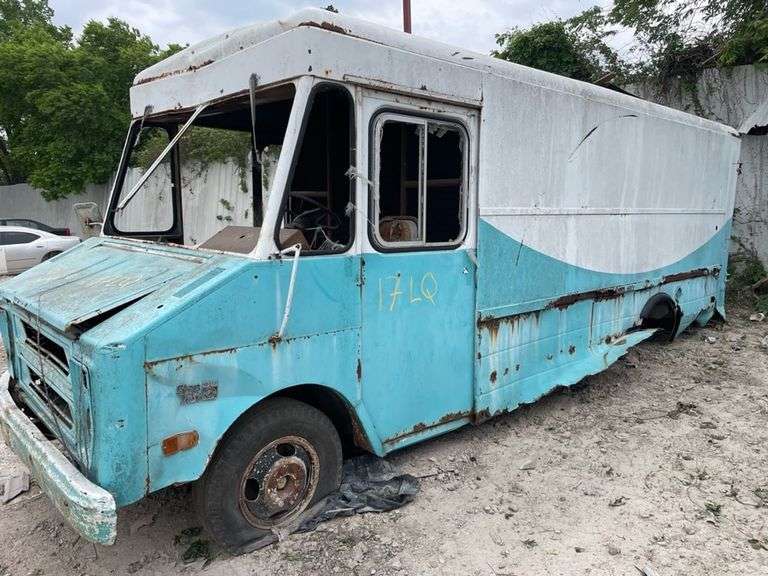 1981 CHEVROLET P - SERIES - Peak Auto Auctions