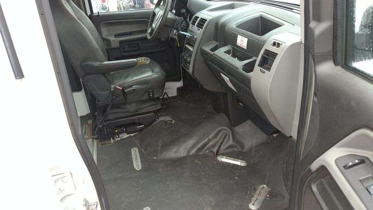 Title - 2012 THE VEHICLE PRODUCTION GROUP MV 1 - Peak Auto Auctions