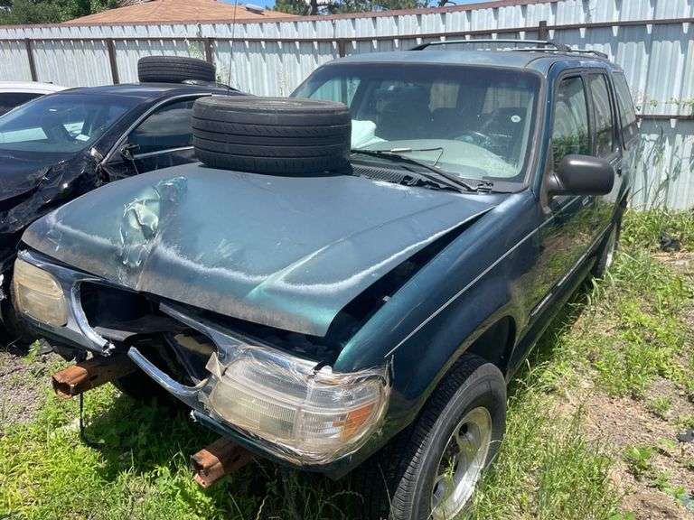 1996 FORD EXPLORER - Peak Auto Auctions