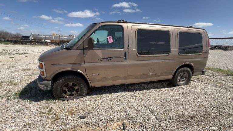 REBUILT SALVAGE TITLE - 2002 CHEVROLET EXPRESS - Peak Auto Auctions