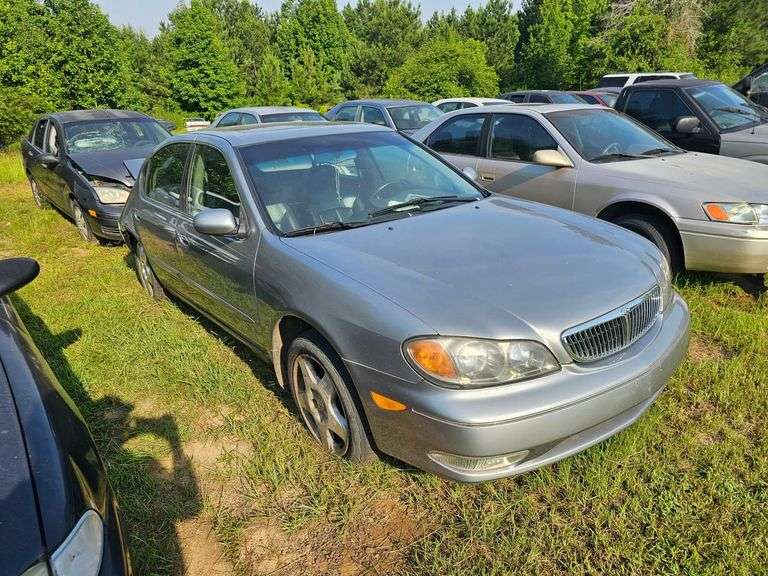 2000 INFINITI I30 - Peak Auto Auctions