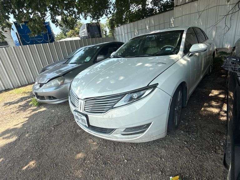 2013 LINCOLN MKZ - Peak Auto Auctions