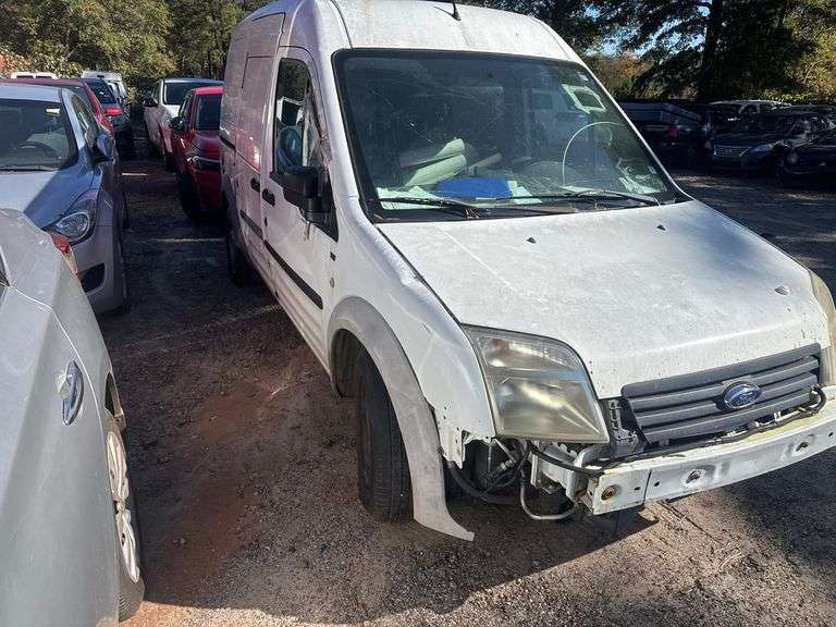 DERELICT**2012 FORD TRANSIT CONNECT - Peak Auto Auctions