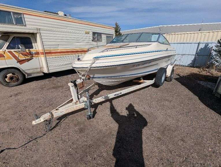 2016 TRAIL-RITE BOAT TRAILER W/SEA RAY BOAT - Peak Auto Auctions