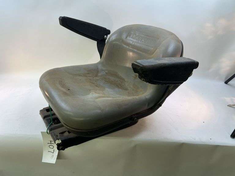 Craftsman Lawn Mower Seat - Peterson Land & Auction LLC