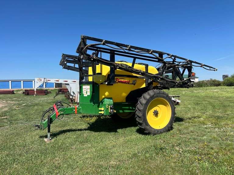 Demco 850 Pull-type Sprayer - Peterson Land & Auction LLC
