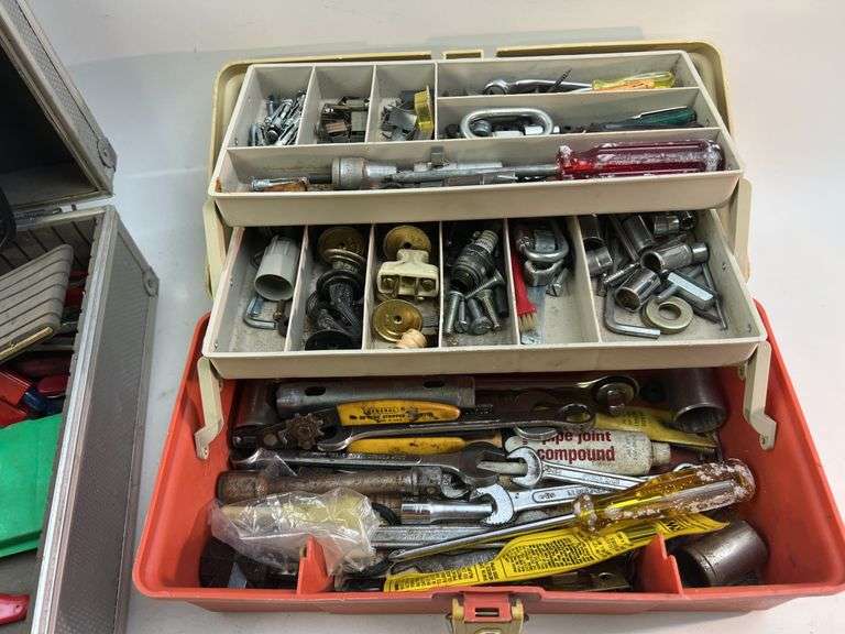 (2) Cases of Misc Hand Tools - Peterson Land & Auction LLC