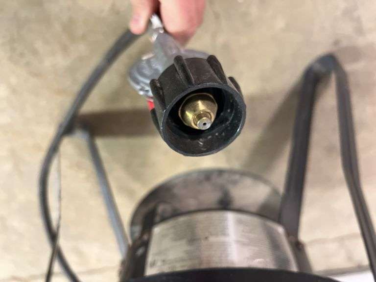 LP Turkey Fryer Base - Peterson Land & Auction LLC