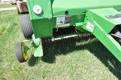 2004 John Deere 567 Round Baler - Peterson Land & Auction LLC