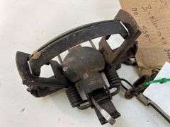 (3) Minnesota Brand 550 Traps - Peterson Land & Auction LLC