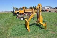 Ag-Krane 3 pt Lift - Offsite - Peterson Land & Auction LLC