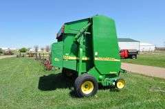 2004 John Deere 567 Round Baler - Peterson Land & Auction LLC