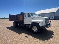 1989 Ford F600 Dump Truck - Peterson Land & Auction LLC
