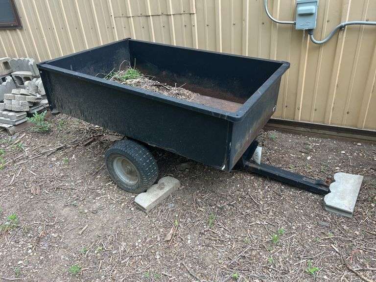 Metal Lawn Cart - Peterson Land & Auction LLC