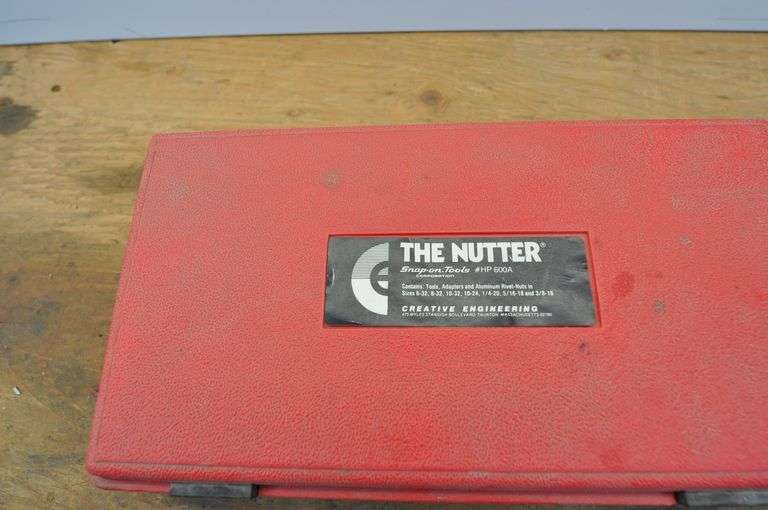 Snap-on "The Nutter" Set - Peterson Land & Auction LLC