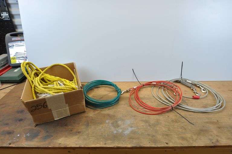 Box of Dog Cables, Clothes line and Rope - Peterson Land & Auction LLC